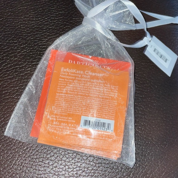 Kate Somerville | Skincare | New 9 Packets Of Exfolikate Cleanser Daily ...